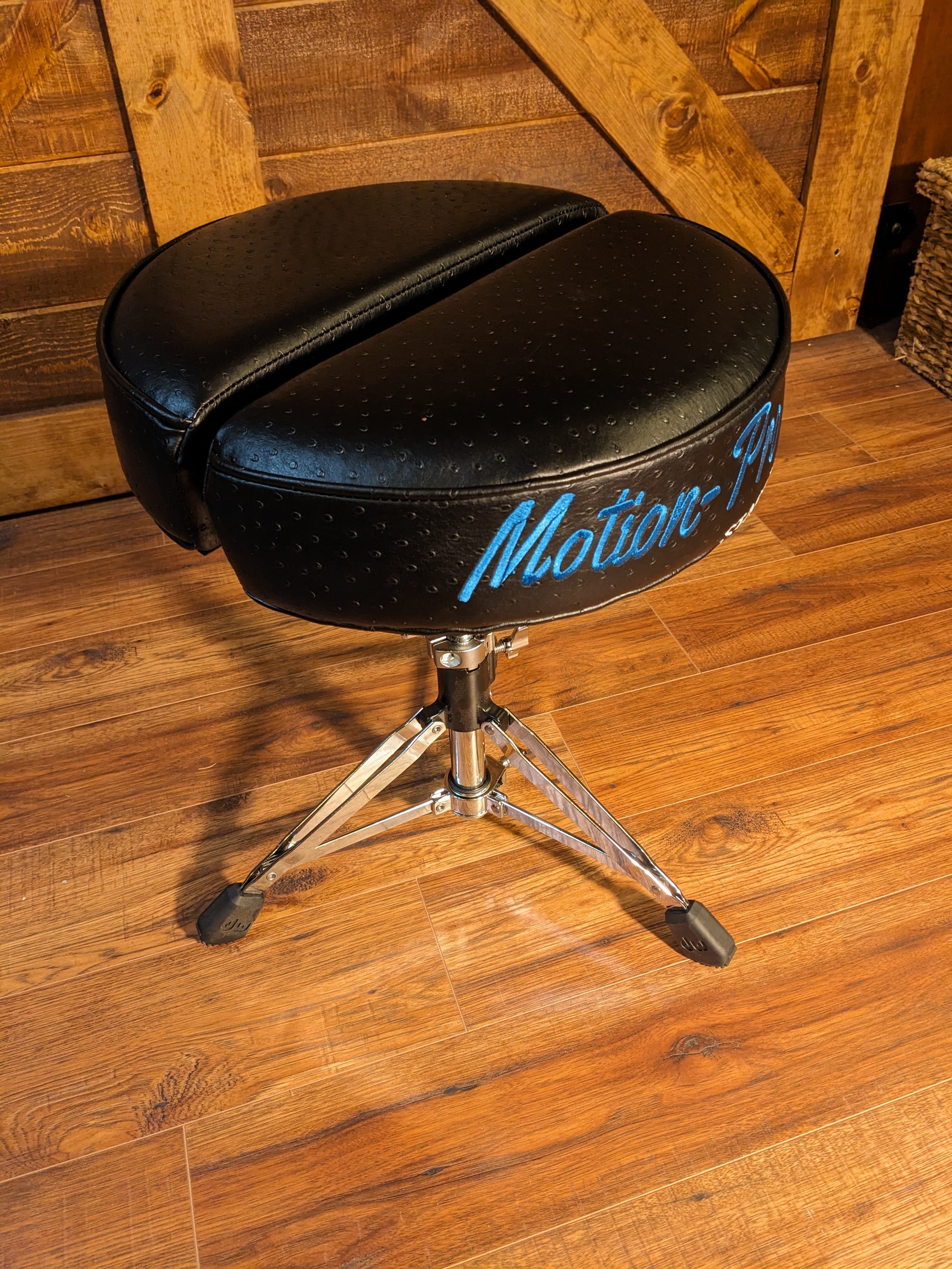 Star-Glider round top throne – Motion Pro Drum Thrones